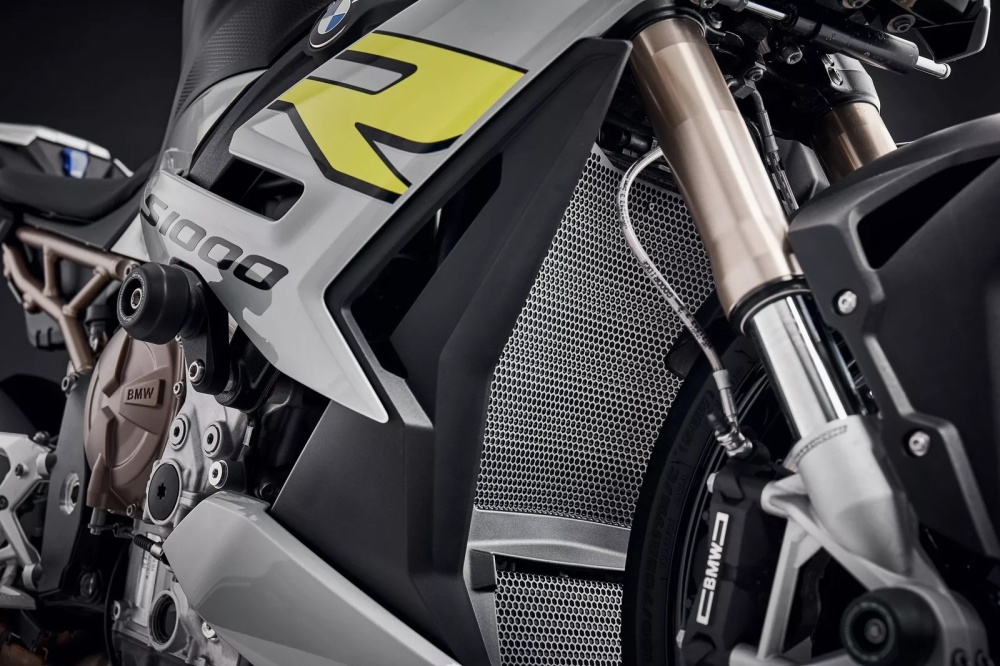 BMW S1000R (2021-2024) Radiator Covers by Evotech Performance ...