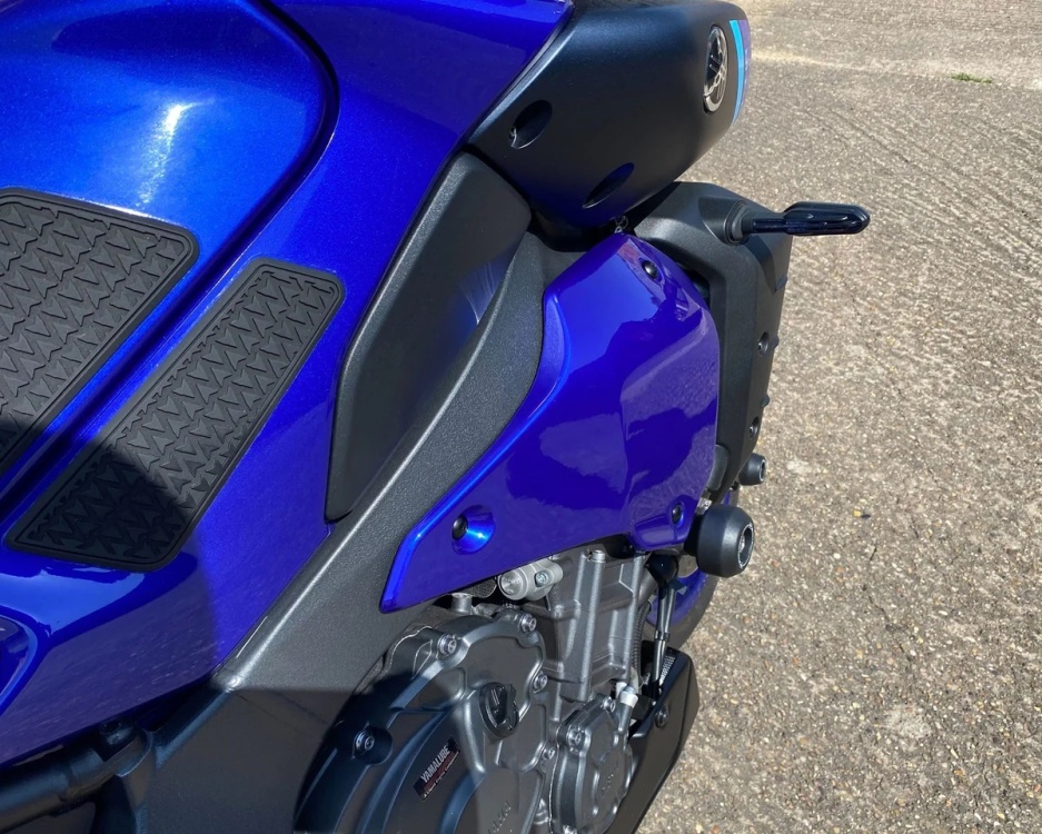 Yamaha MT-10 (2022+) Pyramid Infill Panels - spengineering.co.uk