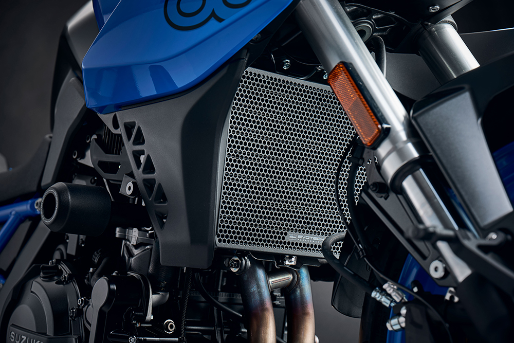 Suzuki GSX-8S (2023+) Radiator Covers by Evotech Performance ...